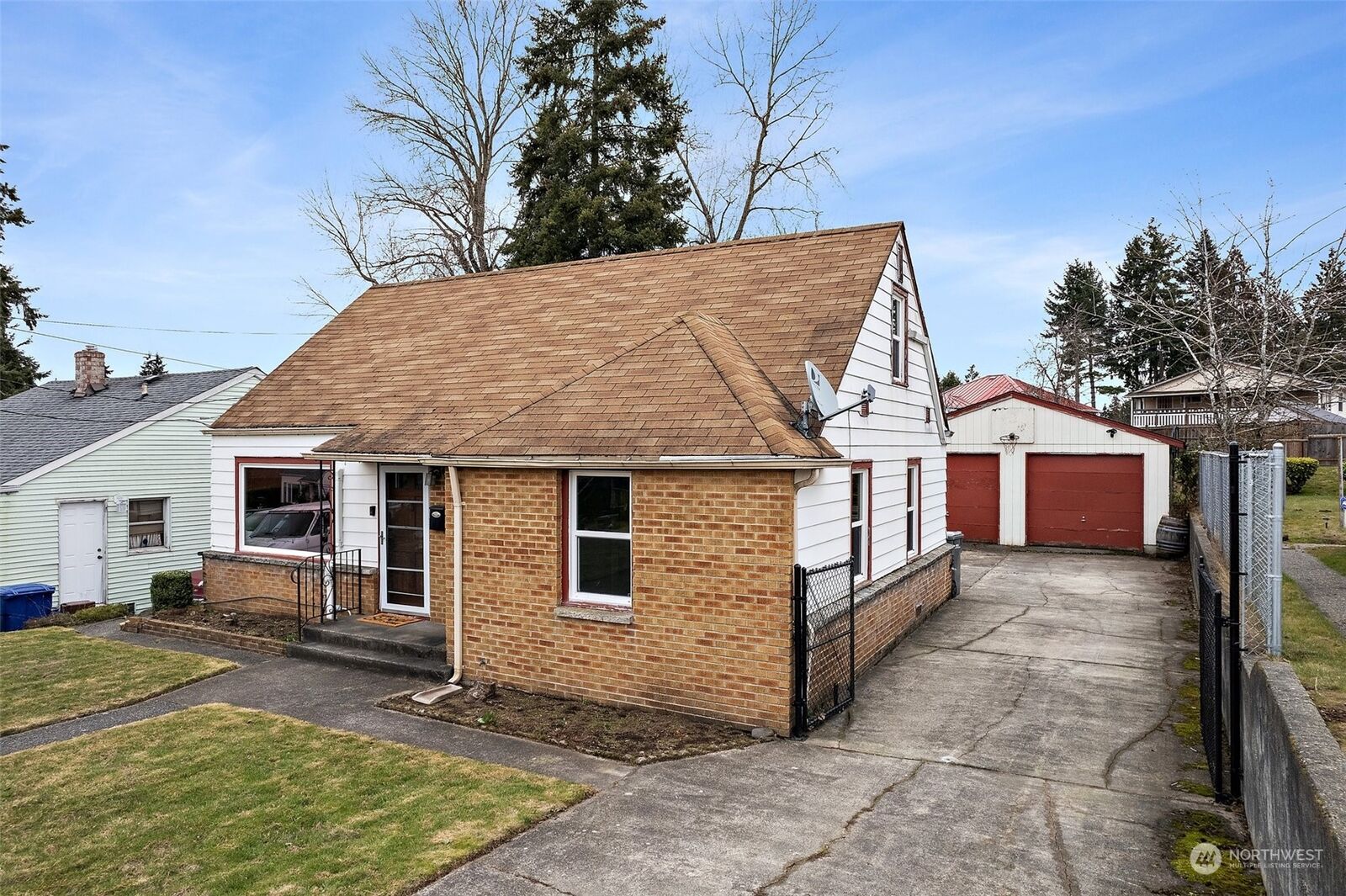 MLS#2040451: 12052 75th Avenue S, Seattle, WA 98178