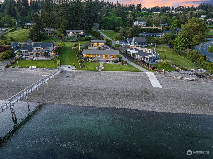 MLS#2067829: 8216 Warren Drive NW, Gig Harbor, WA 98335