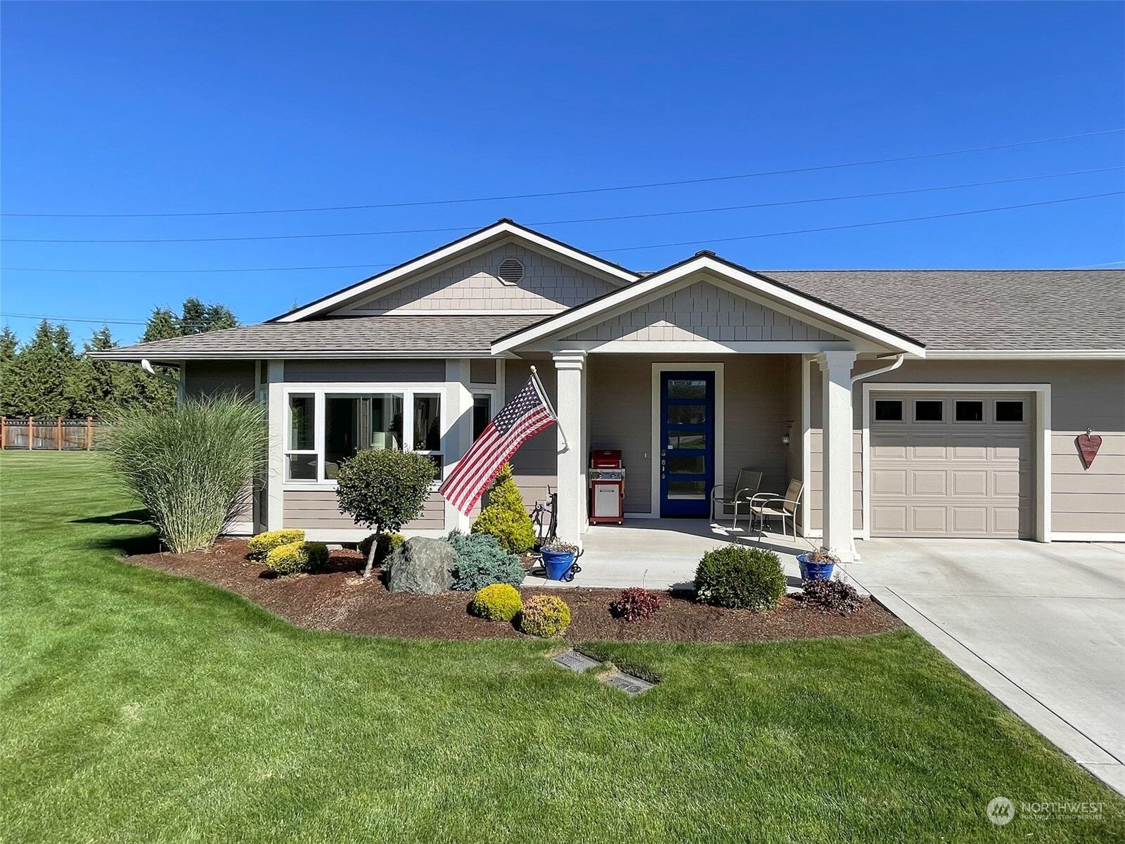 MLS#2154407: 518 W Evergreen Farm Way 518, Sequim, WA 98382