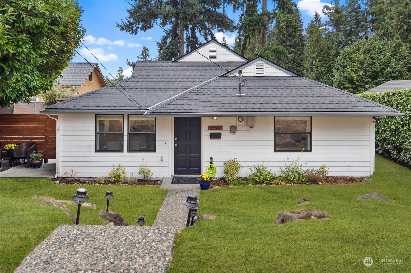 MLS#2161898: 23501 52nd Avenue W, Mountlake Terrace, WA 98043