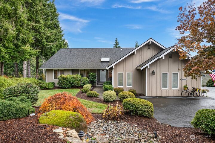 MLS#2177192: 830 E Old Ranch Road, Allyn, WA 98524