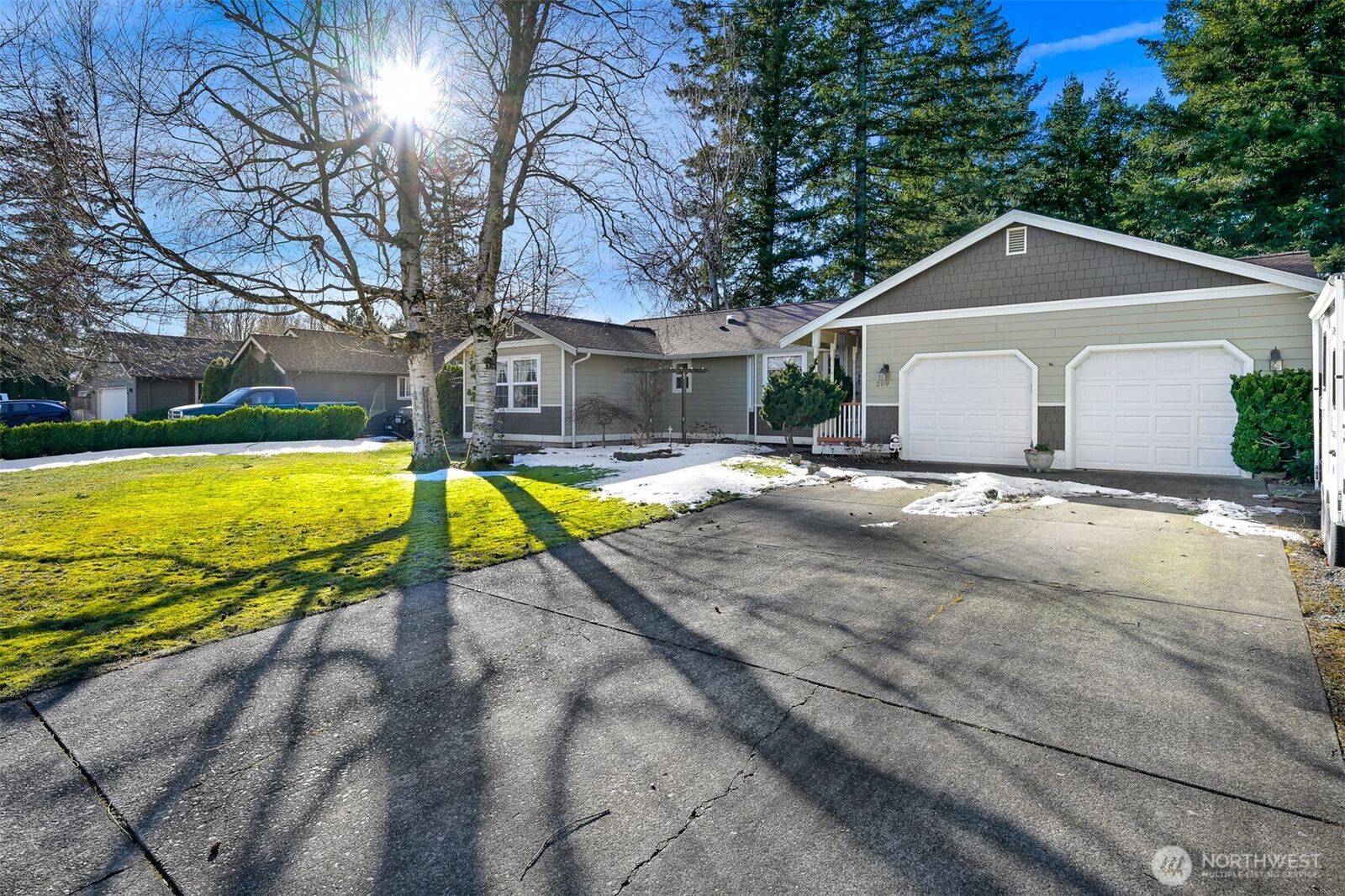 Home for sale in Everson: 209 Oakdale Drive, Everson, WA 98247