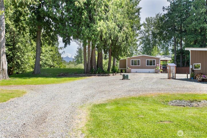 MLS#2384380: 6224 Everson Goshen Road, Everson, WA 98247
