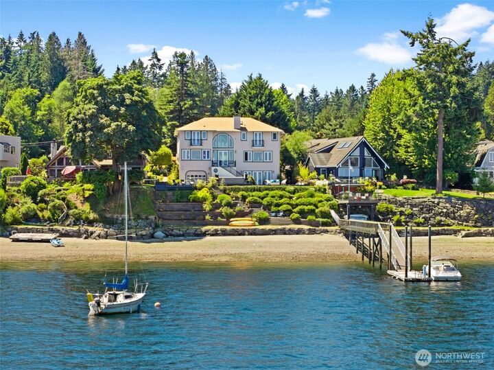 3 bed Fox Island home for sale: 1162 Hyak Place, Fox Island, WA 98333