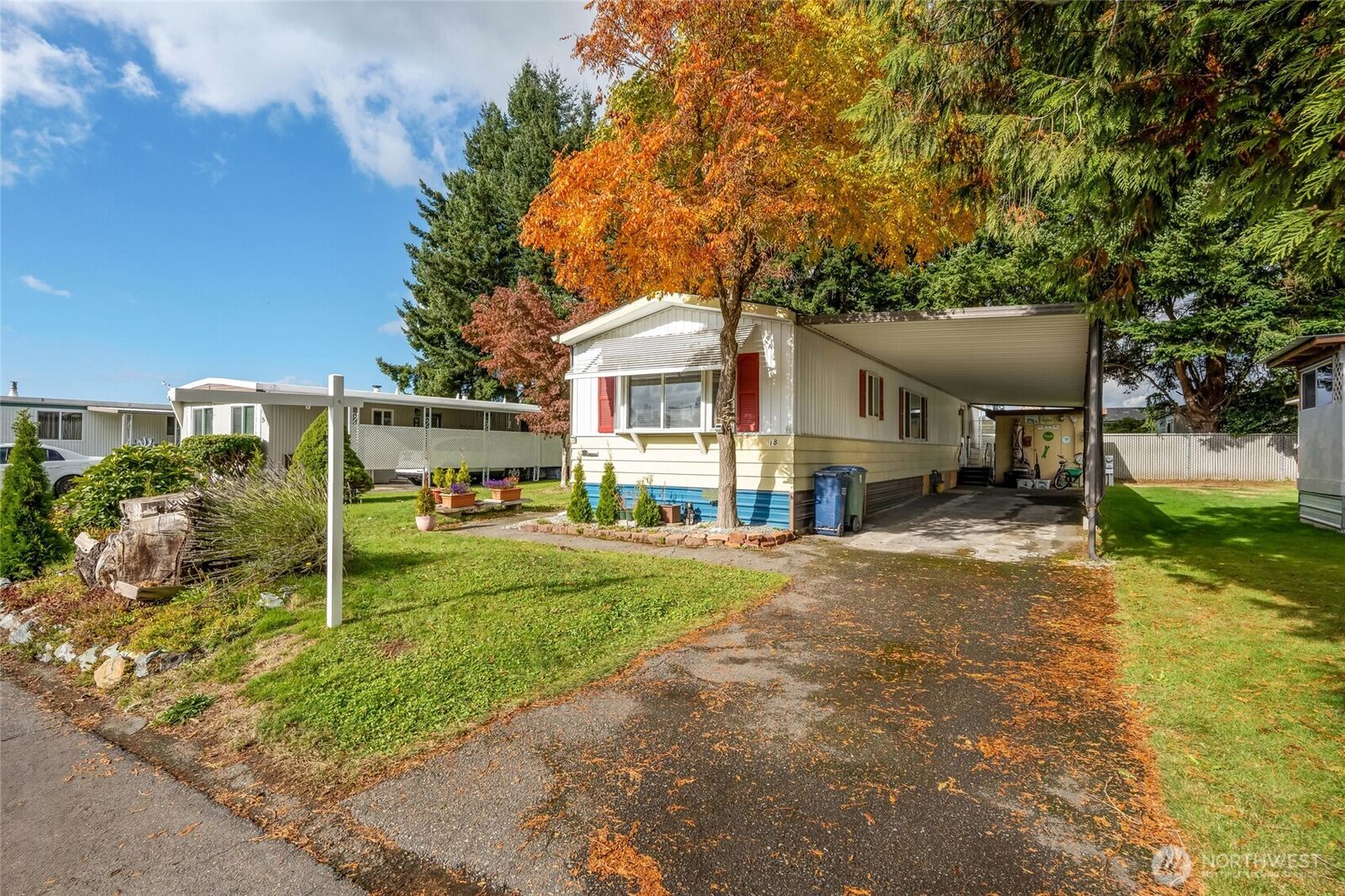 2 bed Sedro Woolley home for sale: 920 Maple Lane 18, Sedro Woolley, WA ...